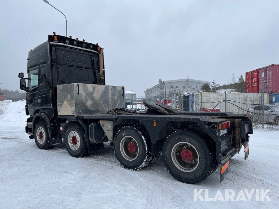 Tungdragare Dragbil Scania R620 8x4, Huddinge, Klaravik aukt