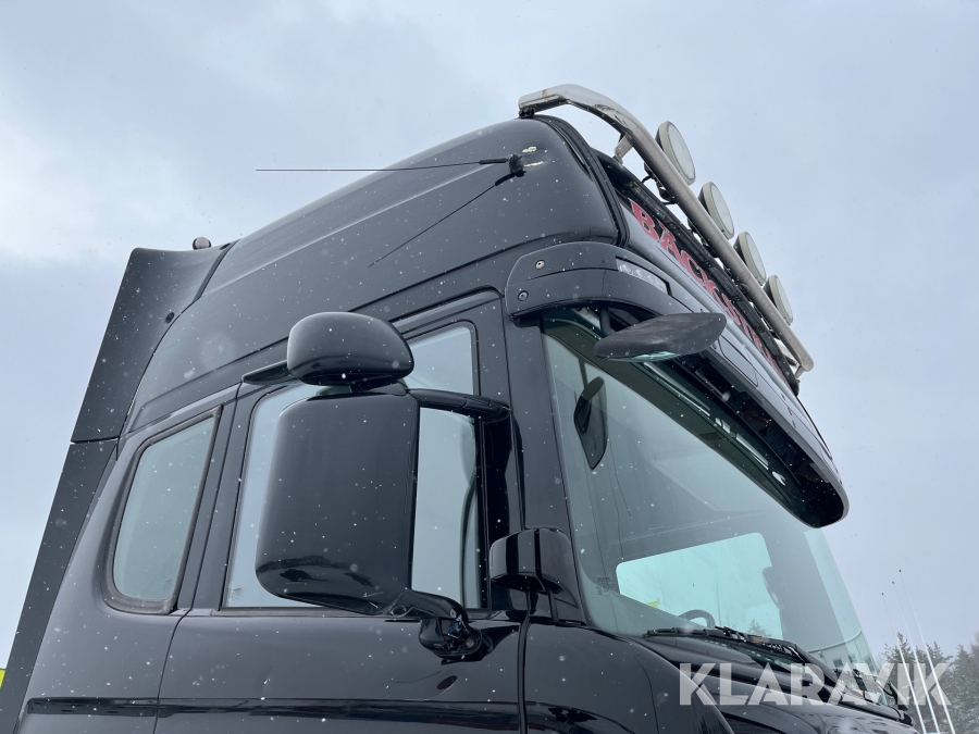Tungdragare Dragbil Scania R620 8x4, Huddinge, Klaravik aukt
