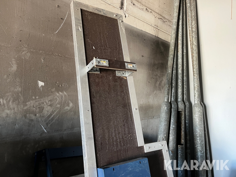 Bilinredning Skåbi/ System Edström, Lund, Klaravik auktioner