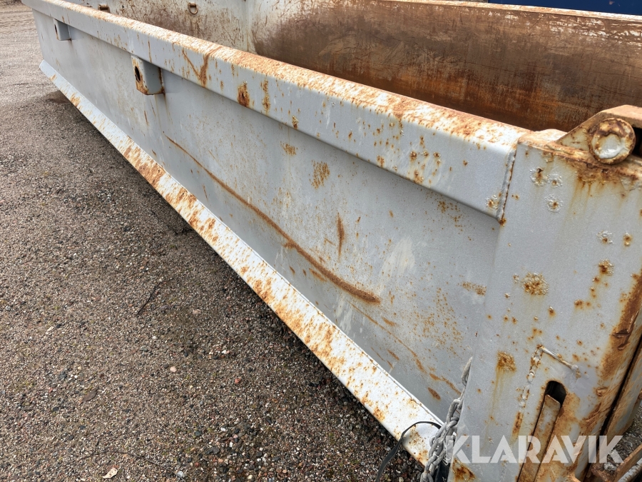 Lastväxlarflak, Örebro, Klaravik auktioner