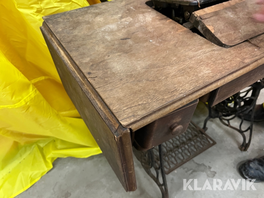 Symaskin Singer, Lilla Edet, Klaravik auktioner