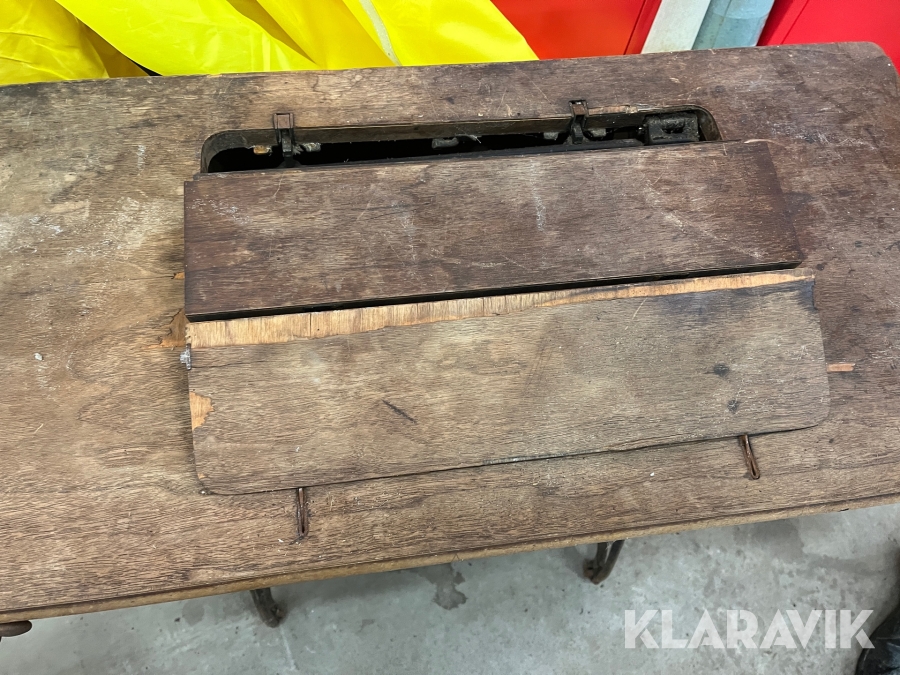 Symaskin Singer, Lilla Edet, Klaravik auktioner