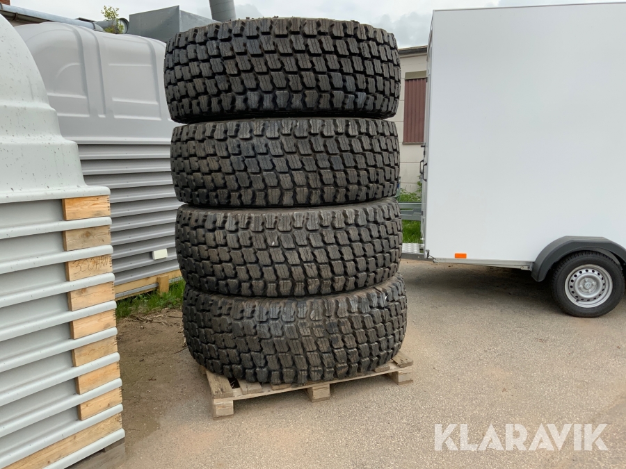 Entrepenaddäck Triangle TB596, Tibro, Klaravik auktioner