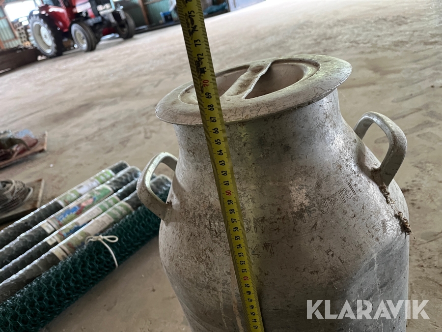 Mjölkkannor, Falköping, Klaravik auktioner