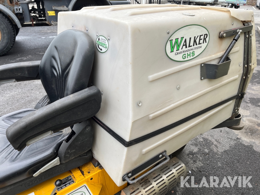 Gräsklippare Walker MCGHS, Täby, Klaravik auktioner