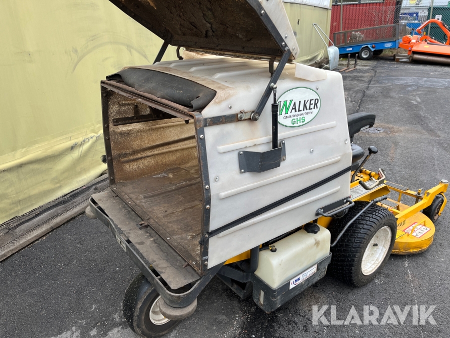 Gräsklippare Walker MCGHS, Täby, Klaravik auktioner