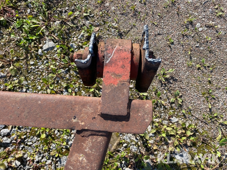 Dragstång lastbilssläp, Västerås, Klaravik auktioner