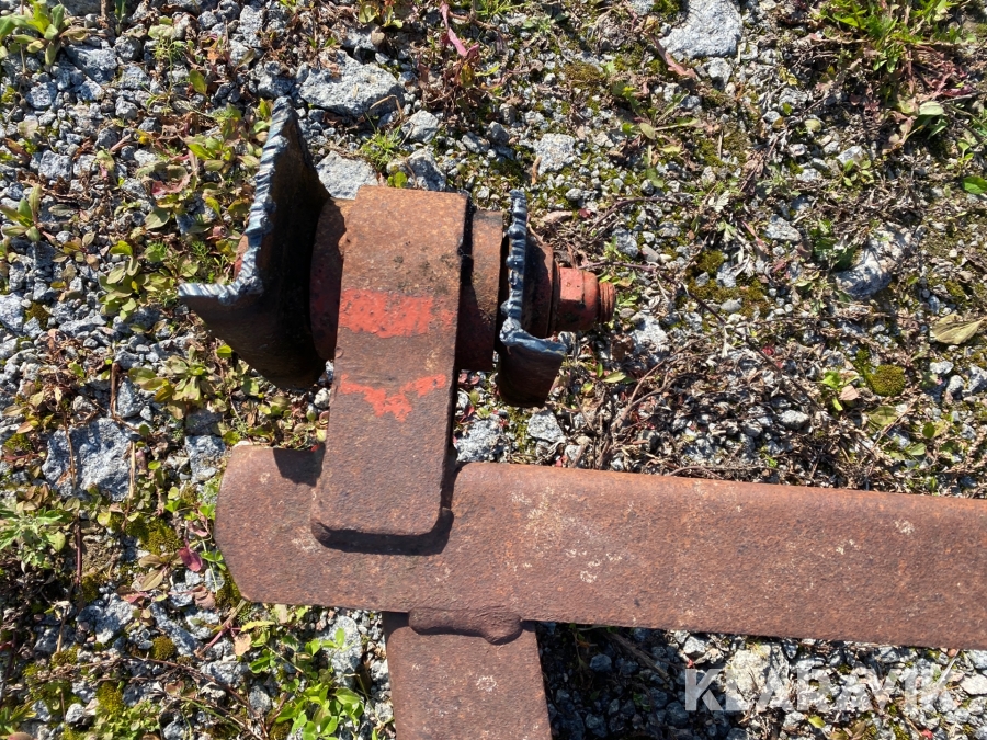 Dragstång lastbilssläp, Västerås, Klaravik auktioner