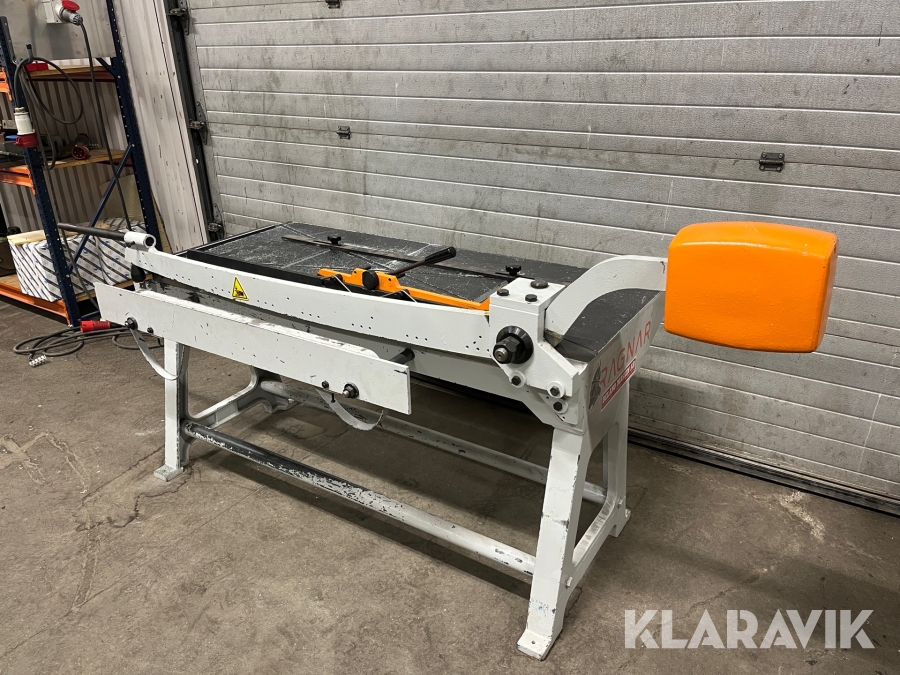 Slagsax Ragnar , Finspång, Klaravik auktioner