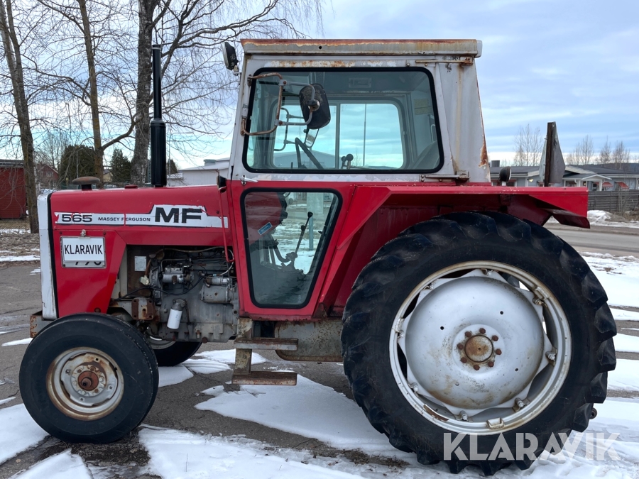 Traktor Massey Ferguson 565, Torsby, Klaravik auktioner