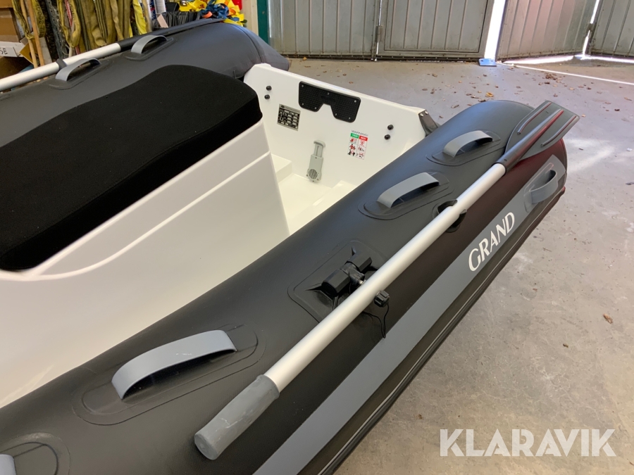 Ribbåt Grand S300s, Nykvarn, Klaravik auktioner