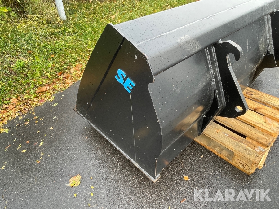 Skopa Volvo L30 SE equipment Universal bucket 2000