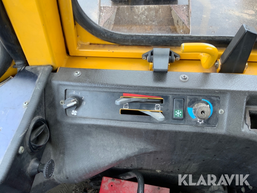 Klaravik Auktioner | Lastmaskin Volvo BM L30