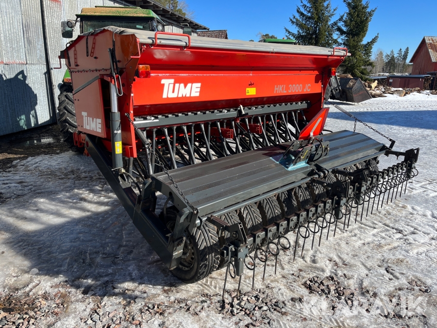 Såmaskin Tume HKL 3000 JC, Tierp, Klaravik auktioner