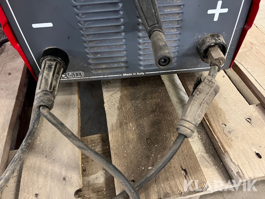 Pinnsvets Helvi Universal 280, Vänersborg, Klaravik auktione