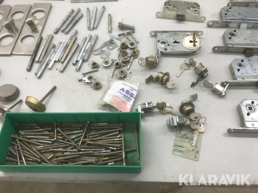 Handtag och lås, Linköping, Klaravik au