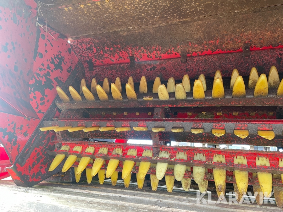 Klaravik Auktioner | Rotorslåtterkross Taarup 305