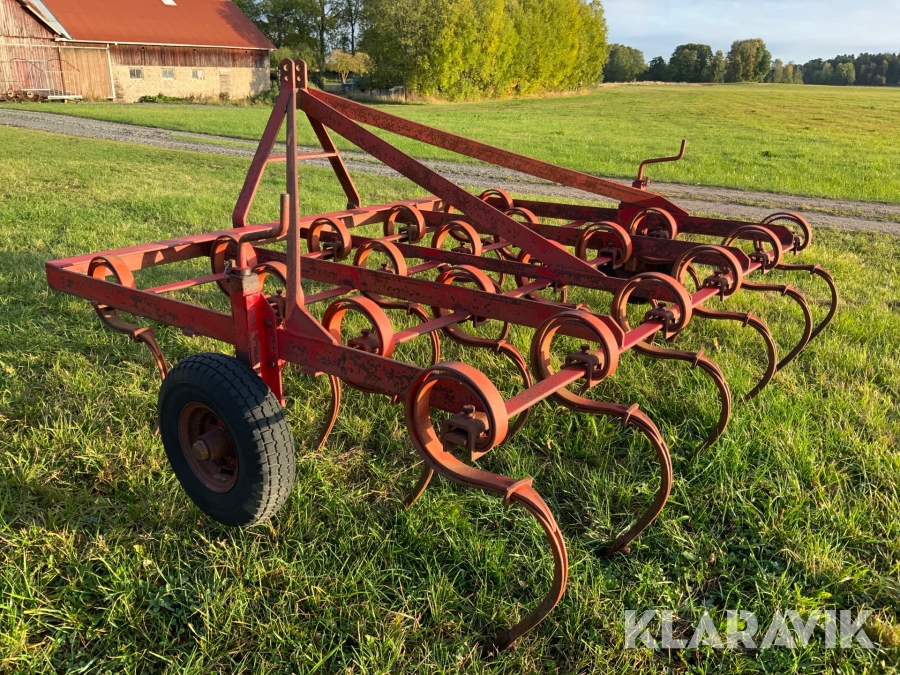 Harv VAMO, Skara, Klaravik auktioner