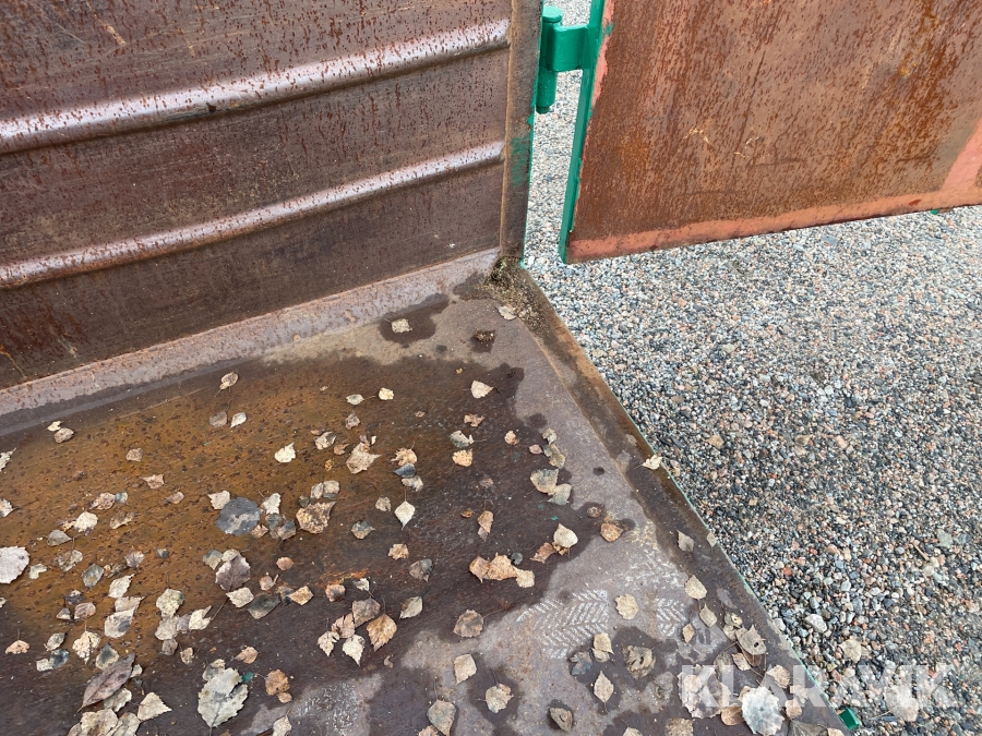 Klaravik Auktioner | Lastväxlarflak