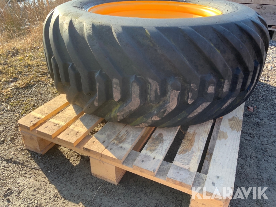 Bakhjul till växelplog Överum/Trelleborg 400/55-22,5, Nyk?