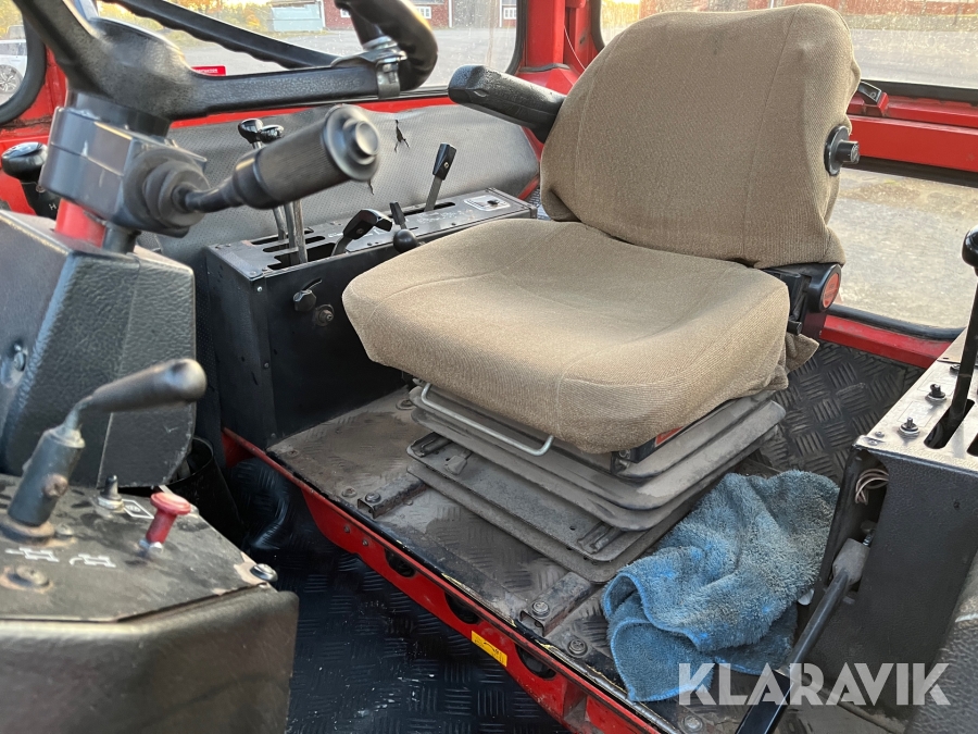 Traktor Volvo BM Valmet 2105, Norrköping, Klaravik auktioner