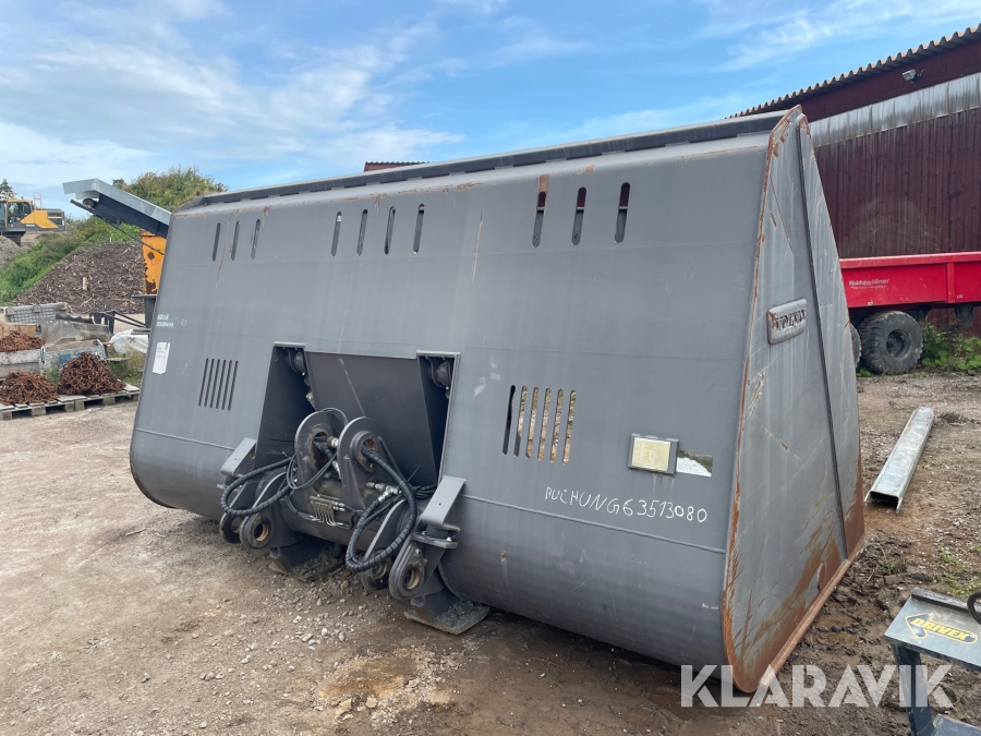 Klaravik Auktioner | Högtippande Volvo 82019