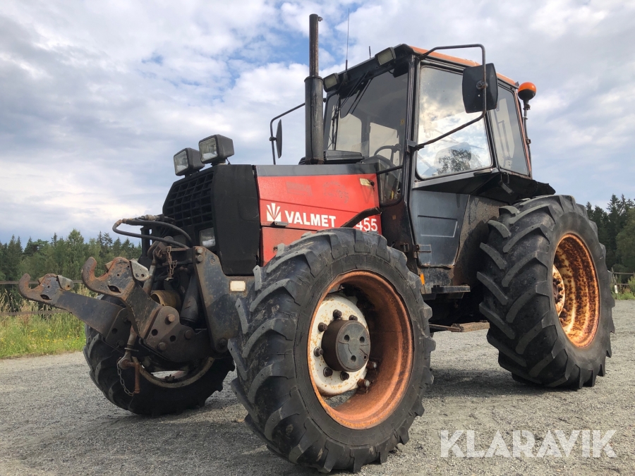 Klaravik Auktioner | Traktor Valmet 455-4
