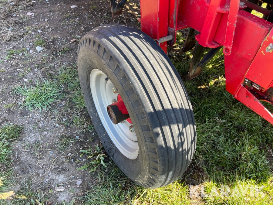 Kombisåmaskin Juko H 4000, Lerum, Klaravik auktioner