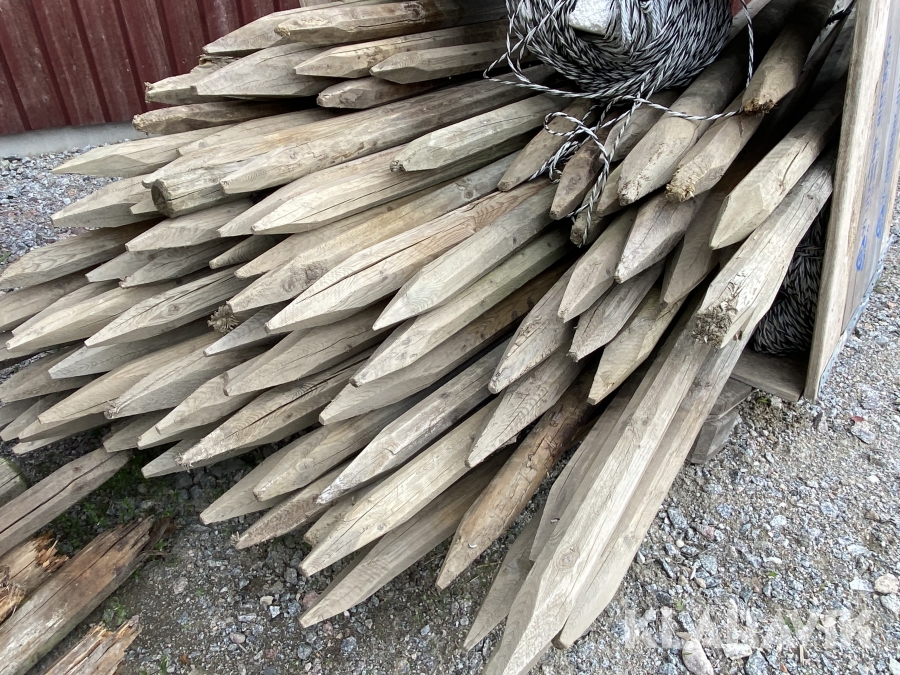 Staketstolpar, Uppsala, Klaravik auktioner