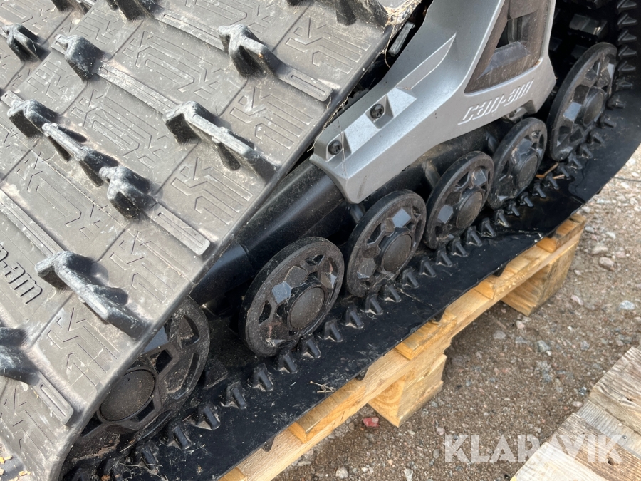 Bandsats can-am Apache 360, Norrtälje, Klaravik auktioner