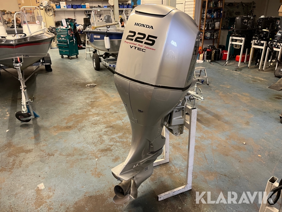 Båtmotorer Honda F225, Järfälla, Klaravik auktioner