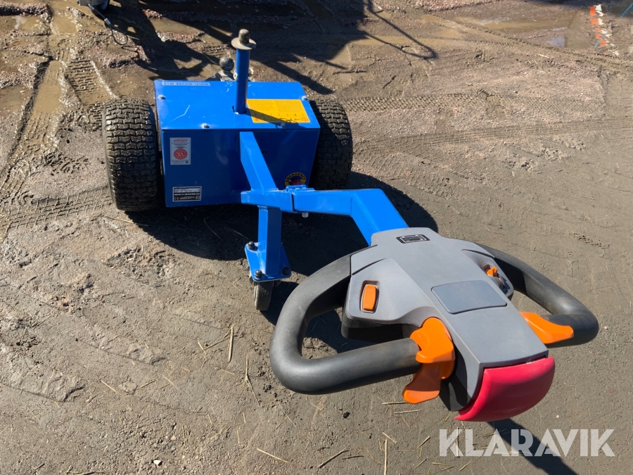 Dragtruck Multi-Mover M18, Ulricehamn, Klaravik auktioner