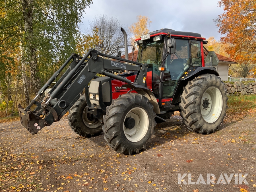 Traktor Valtra 900-4, Kalmar, Klaravik auktioner