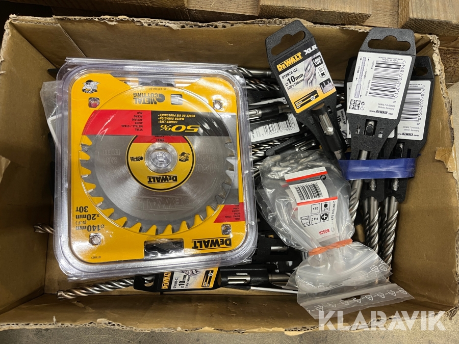 Borr parti, Västerås, Klaravik auktioner