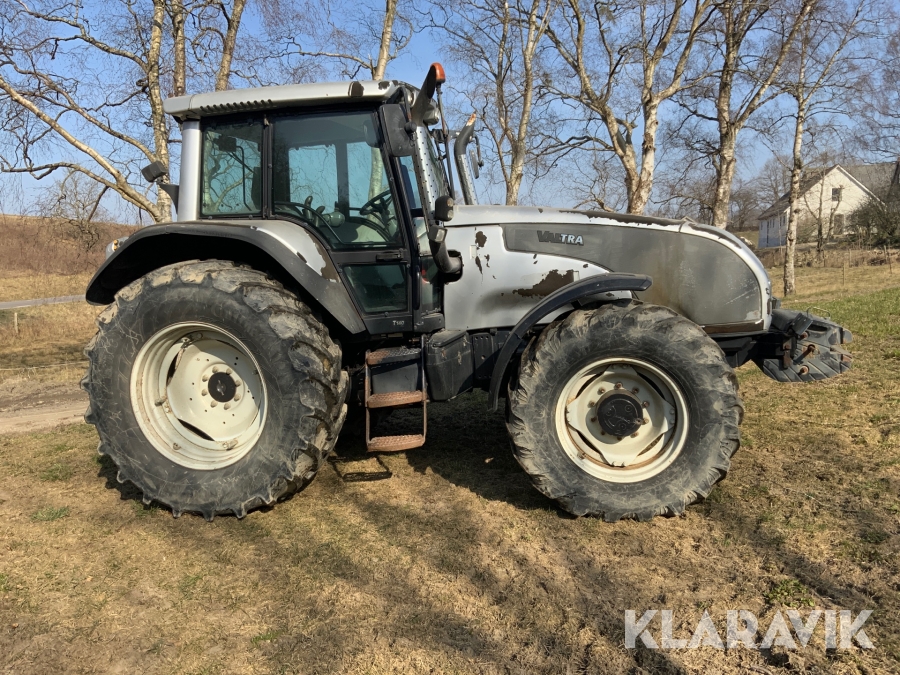 Traktor Valtra T140-4, Skurup, Klaravik auktioner