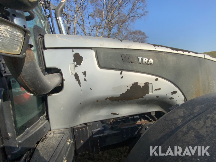 Traktor Valtra T140-4, Skurup, Klaravik auktioner