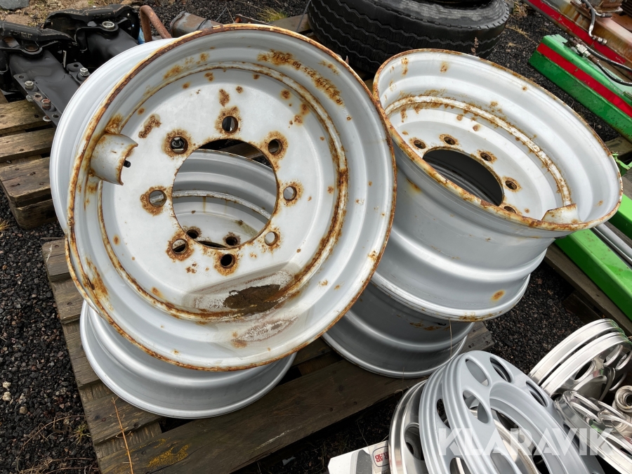 Fälgar till Volvo L30 4 st, Varberg, Klaravik auktioner