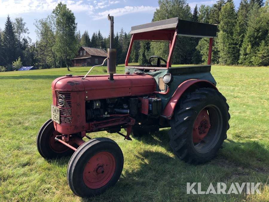 Klaravik Auktioner | Traktor Volvo T25