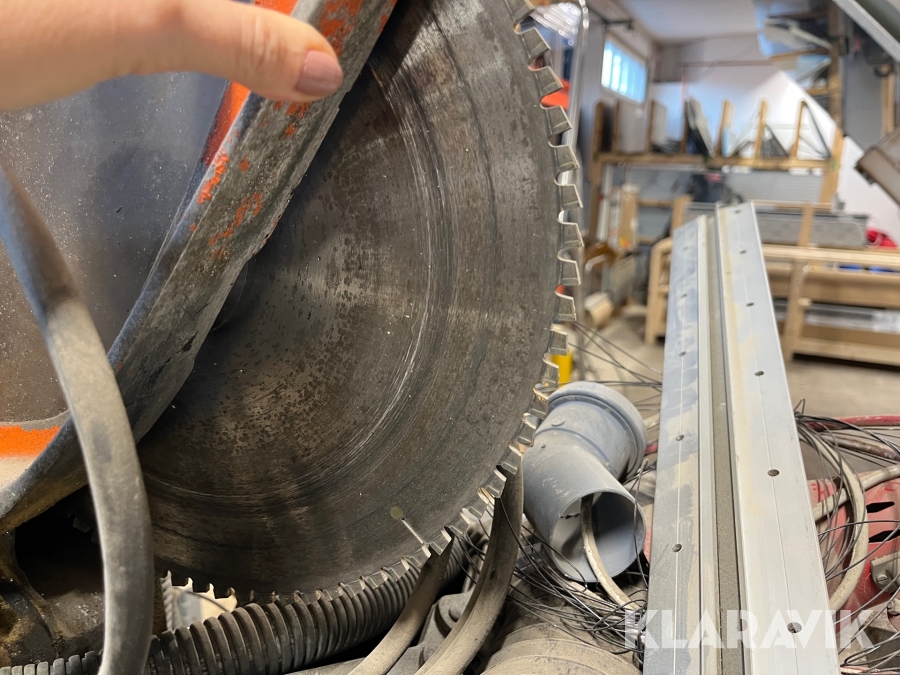 Dubbelsåg Elu DG79, Botkyrka, Klaravik auktioner