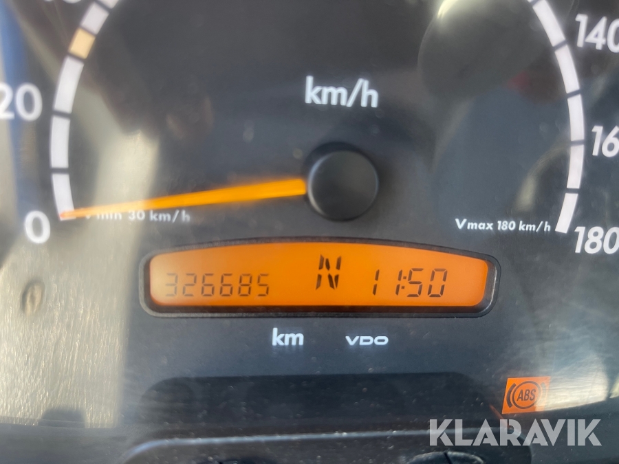 Flakbil Mercedes-Benz Sprinter 316, Göteborg, Klaravik aukti