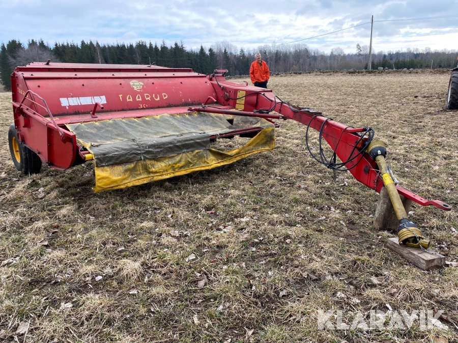 Klaravik Auktioner | Slåtterkross TAARUP 307