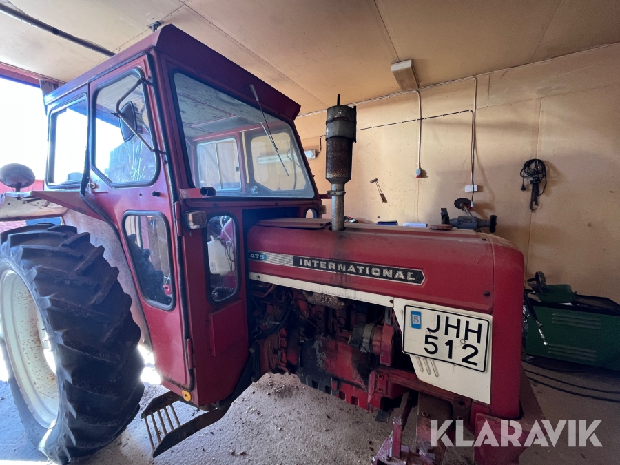 Traktor International 475 TA, Norrtälje, Klaravik auktioner