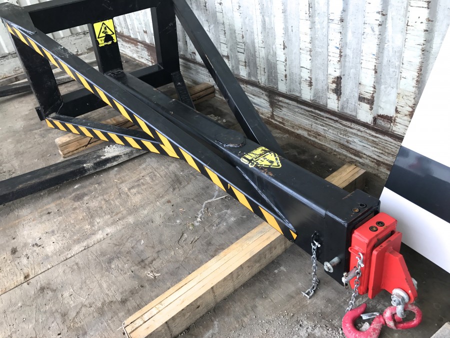 Klaravik Auktioner | Kranarm med teleskop- Nytt