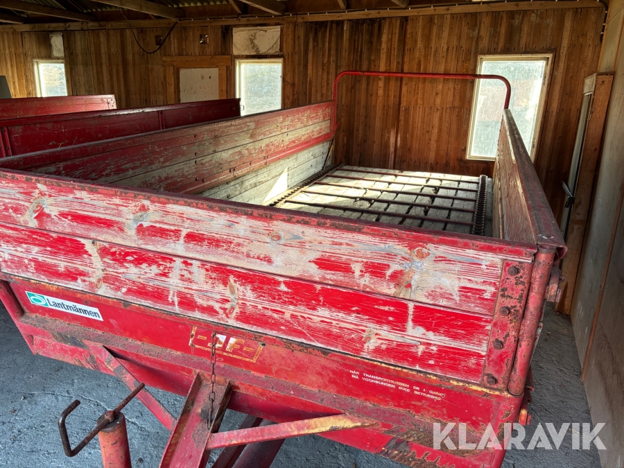 Vagn JF AV40, Finspång, Klaravik auktioner