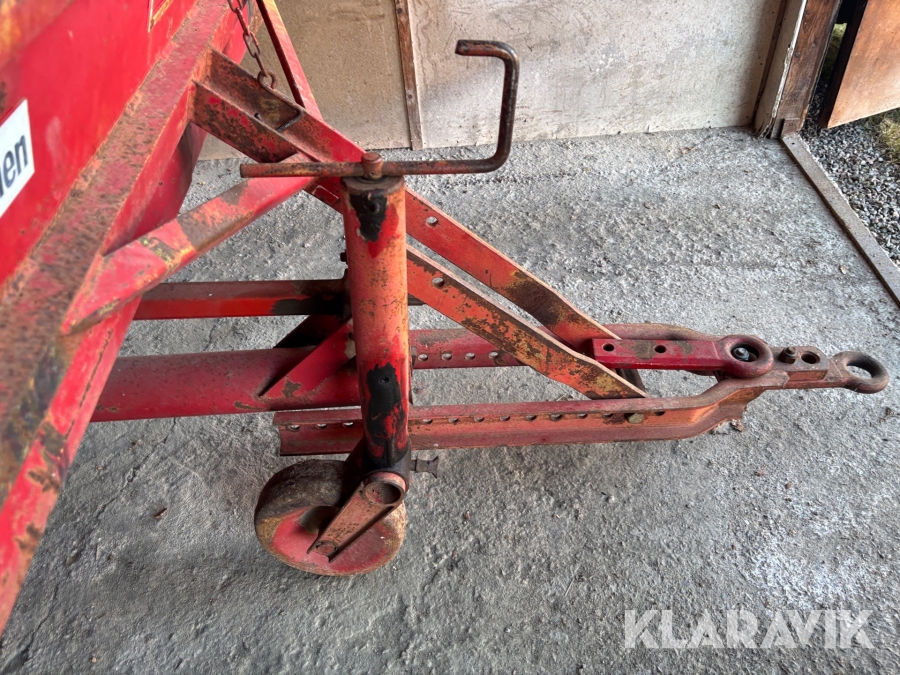 Vagn JF AV40, Finspång, Klaravik auktioner