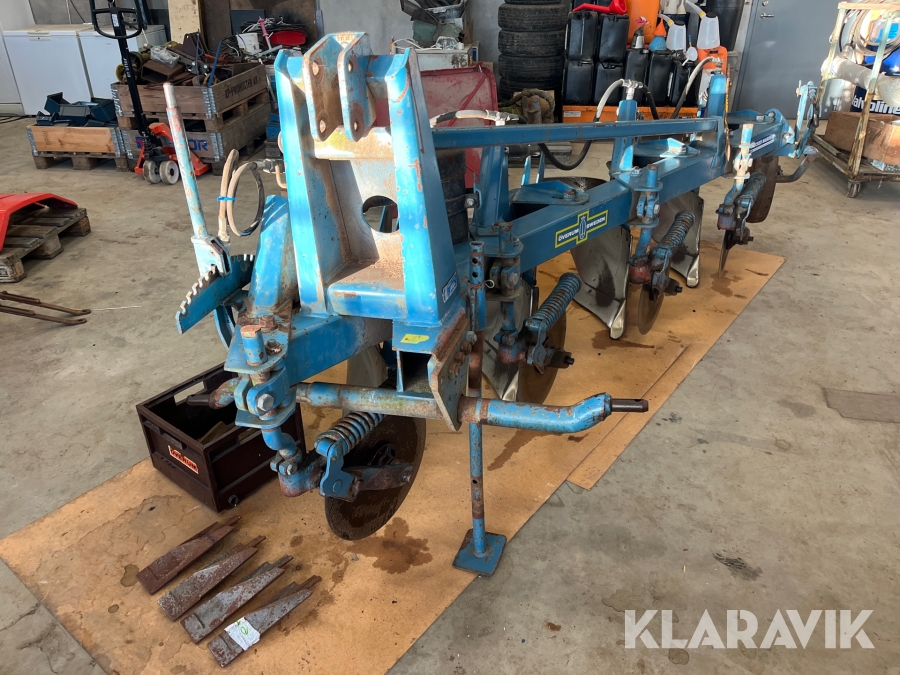 Plog Överum C487, Kinda, Klaravik auktioner