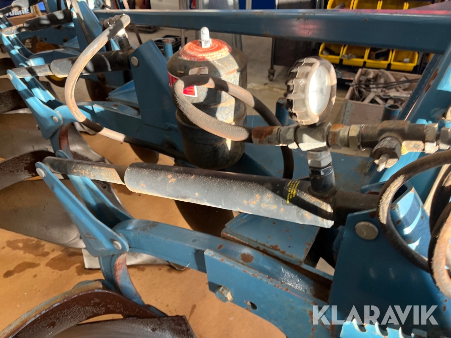 Plog Överum C487, Kinda, Klaravik auktioner