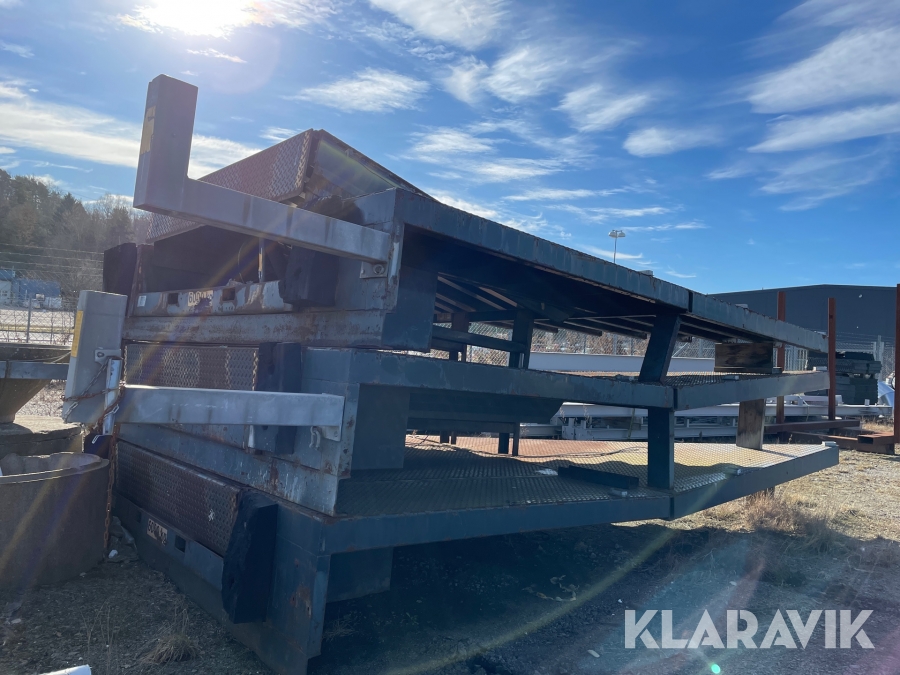 Klaravik Auktioner | Lastbryggor Scandock AB VL623 3 st