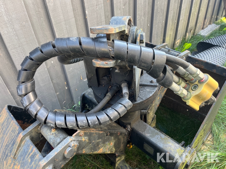 Skopa Hiab 352.6044, Huddinge, Klaravik auktioner