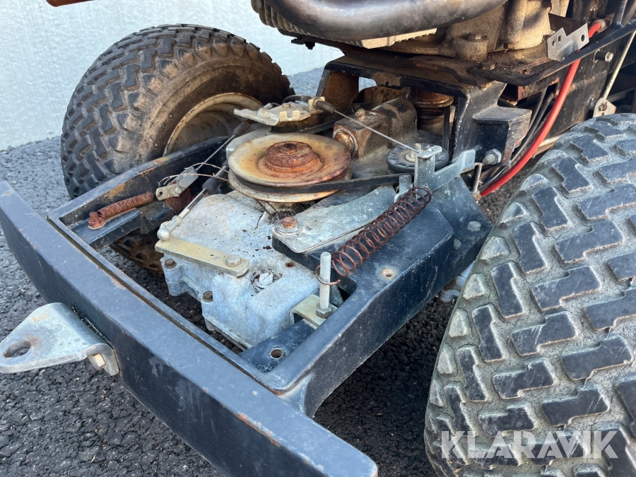 Åkgräsklippare Jonsered FR13, Tranås, Klaravik auktioner